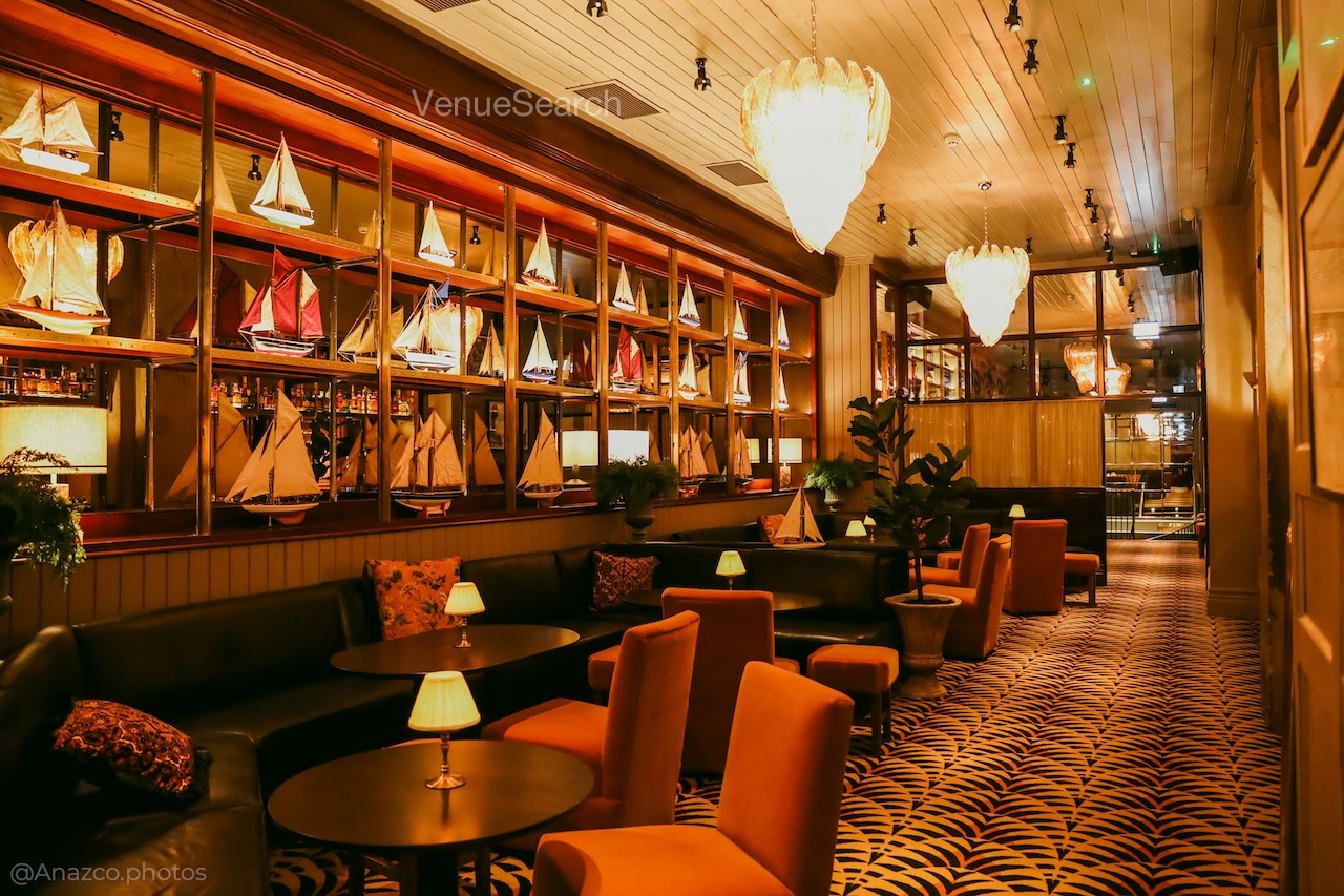 The Odeon Bar - VenueSearch.ie